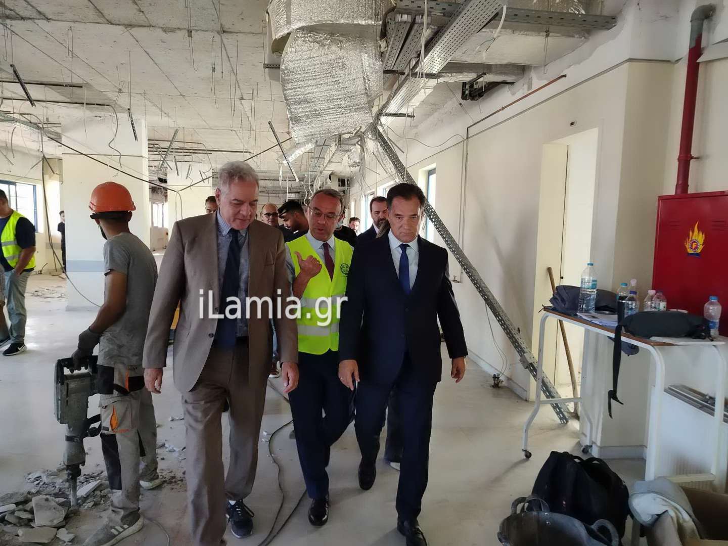 Χρειάζονται πολλοί σαν τον Άδωνι Γεωργιάδη για να βγει η Ελλάδα απ τον ...